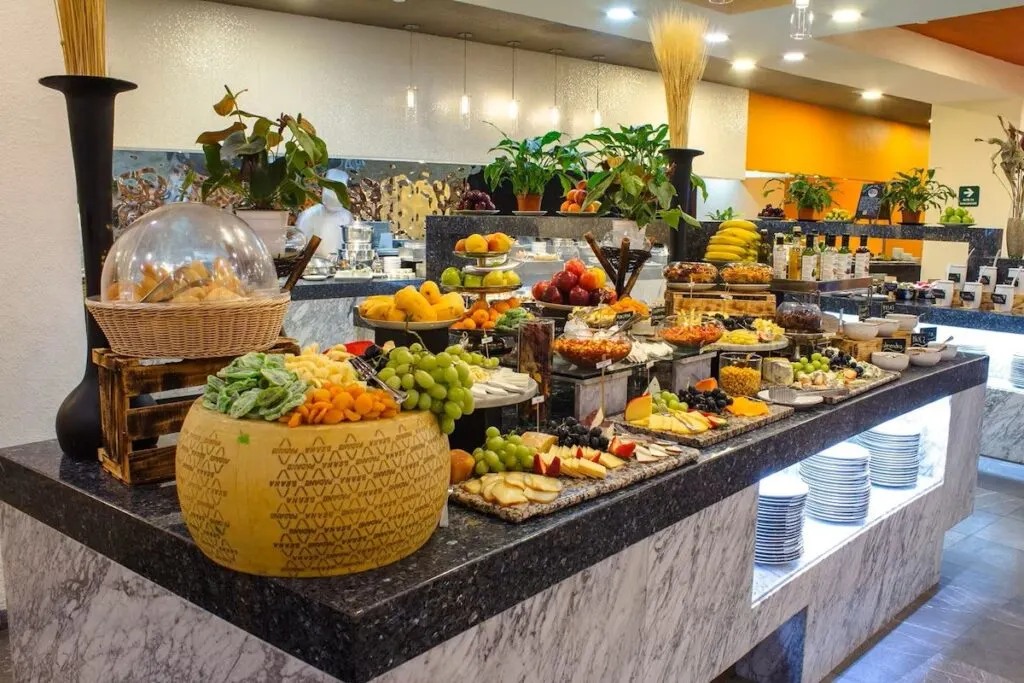 10 Best Kid-Friendly Hotels in Mexico City - Family Can Travel