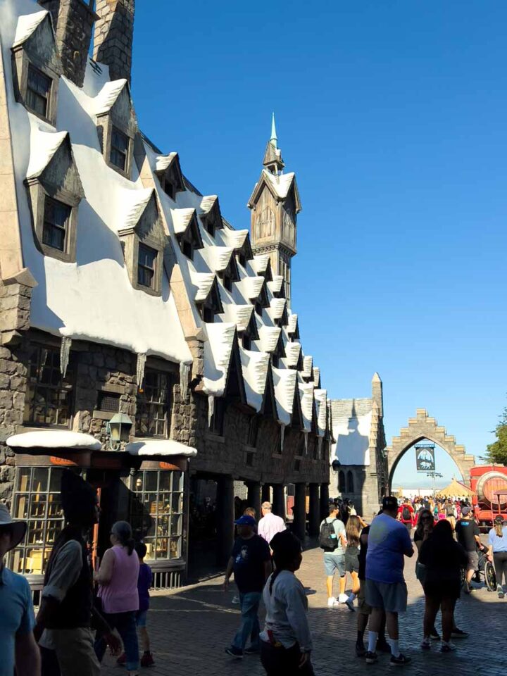 Is it Worth it to Buy the Universal Studios Hollywood Unlimited Express ...